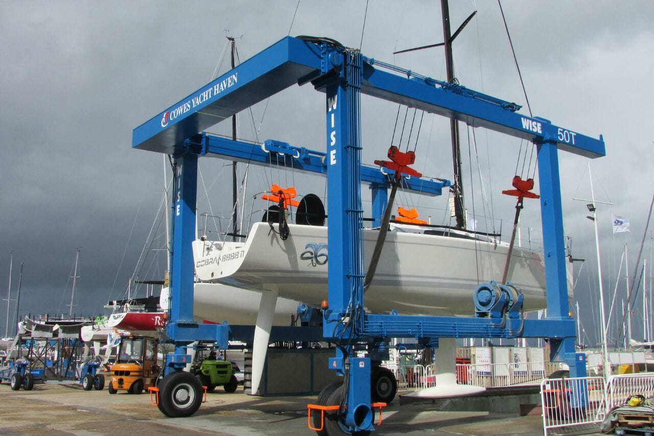 Faster boat movements for dry sailing fleets - Marine Industry News
