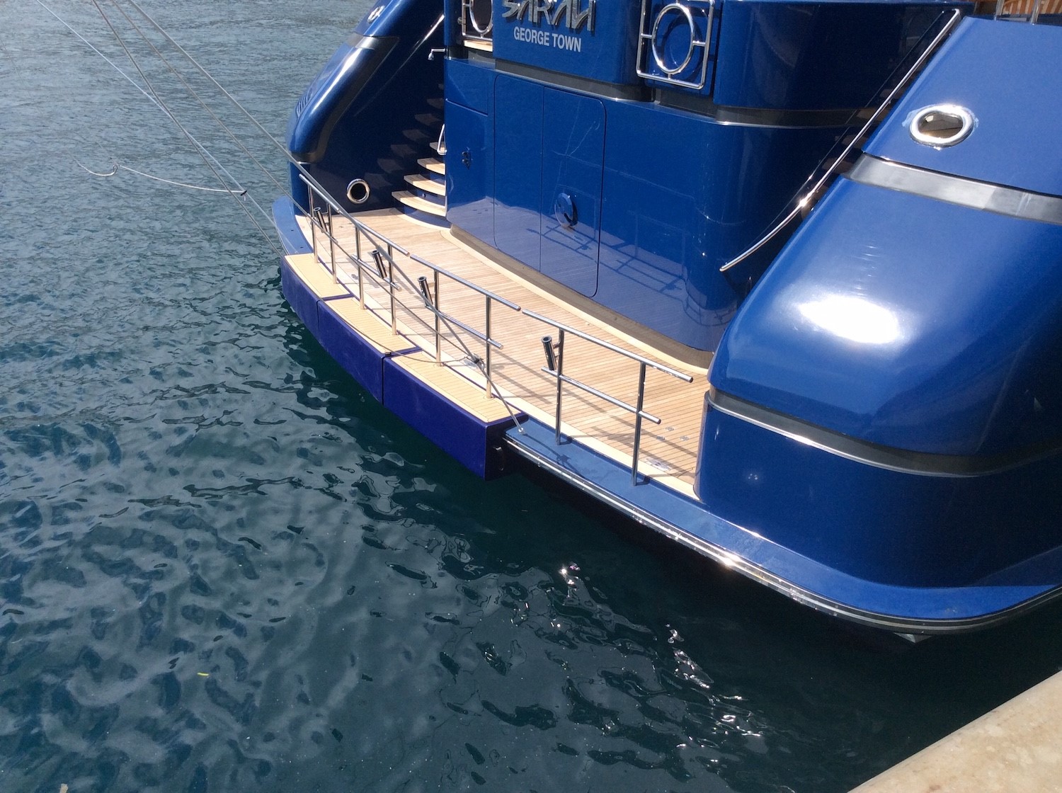 Superyacht Tenders & Toys announces partnership with Henshaw Inflatables