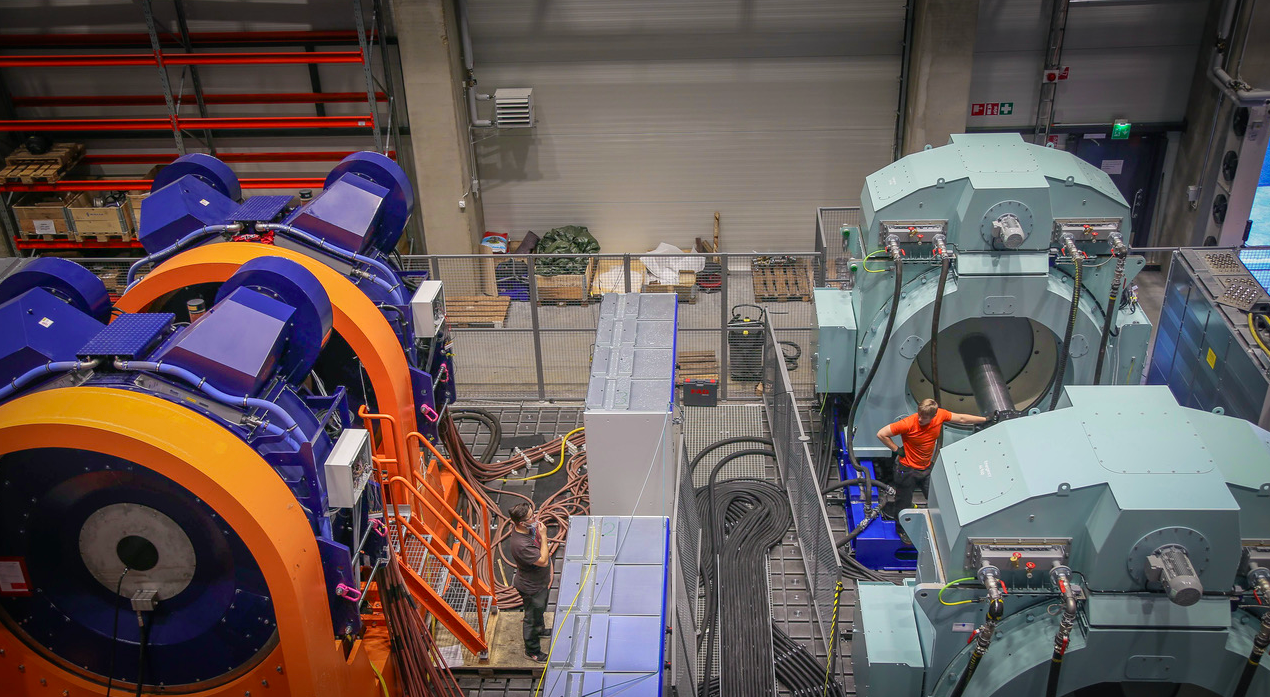 Magnet propulsion system for superyachts