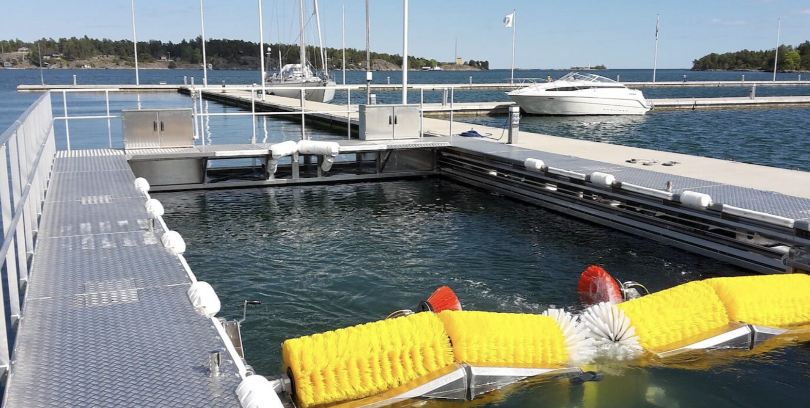 Hull-cleaning Drive-in Boatwash scoops prize in Paris