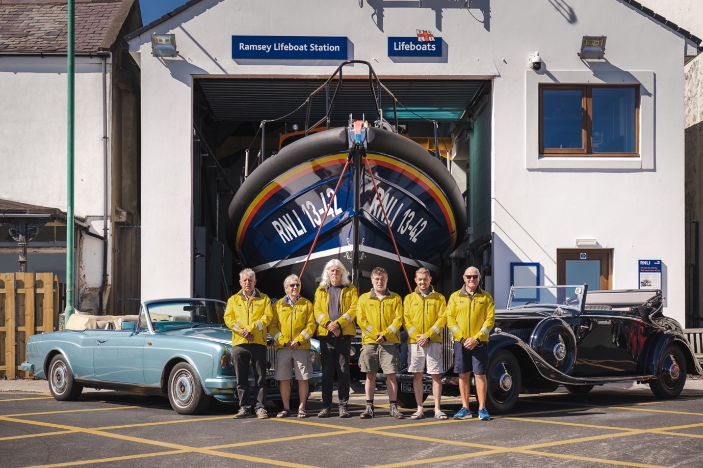 £1.1m classic car collection auctioned for RNLI