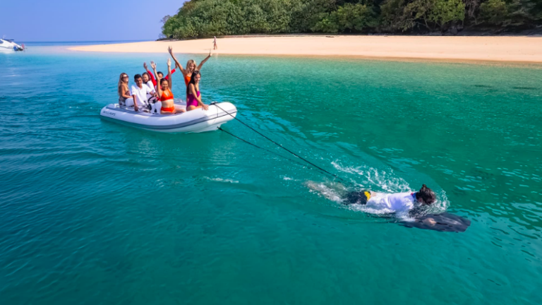 iAQUA's new sea scooter capable of towing passenger-filled boats