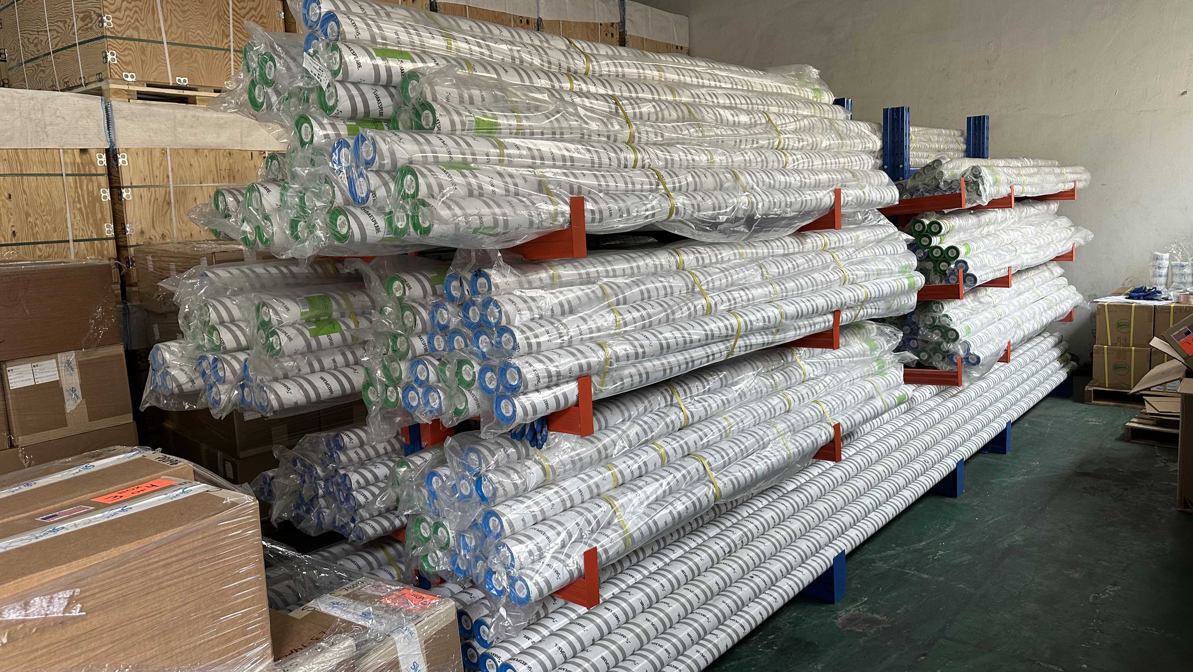 How to find marine distributors