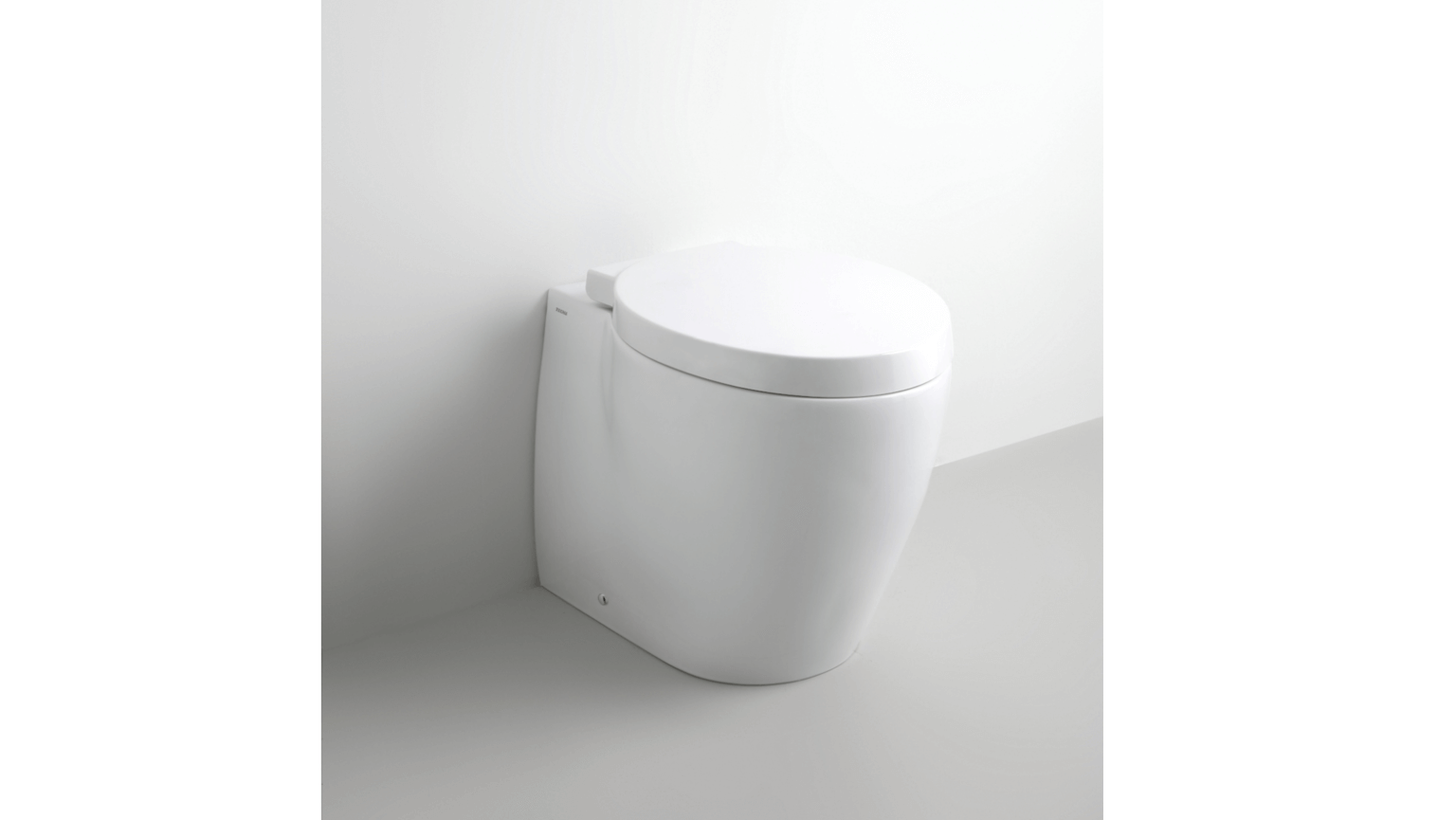 New floor standing marine toilet from Thetford Marine