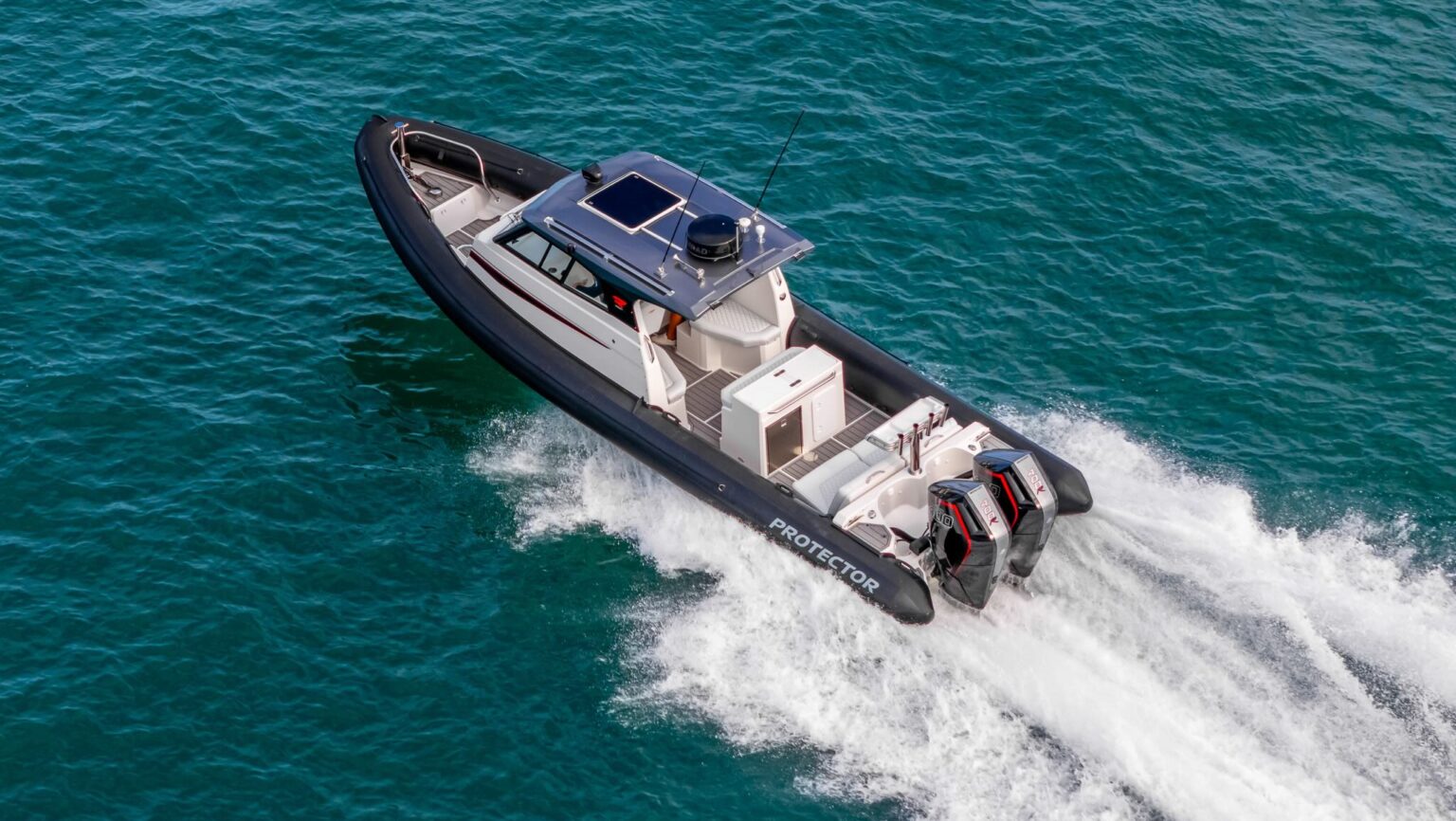Rayglass Boats stellt RIBs der R-Edition vor